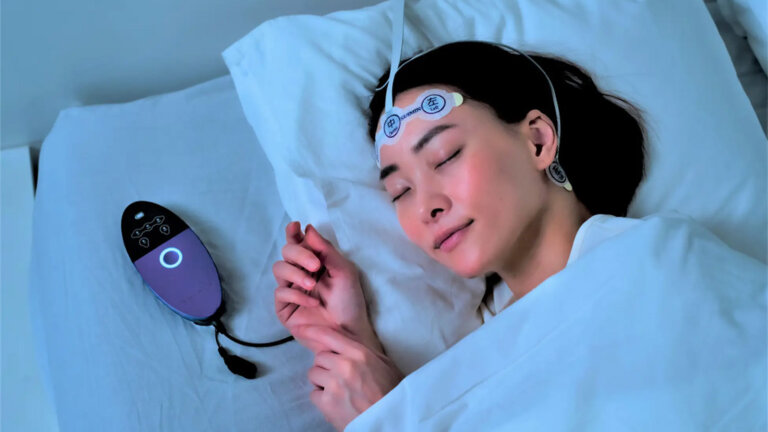 S'UIMINの睡眠計測用テレメトリー式脳波計「インソムノグラフM2」が、医療機器認証を取得 | IoTNEWS