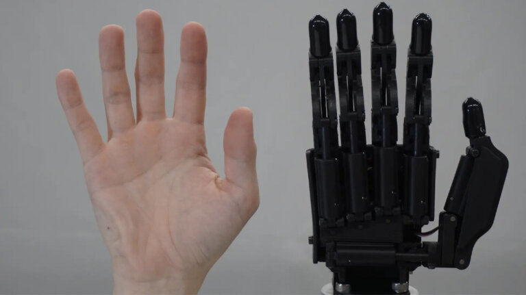 Curious Robotic、人間と同等サイズの5指ロボットハンド「CR Hand」を発売 | IoTNEWS